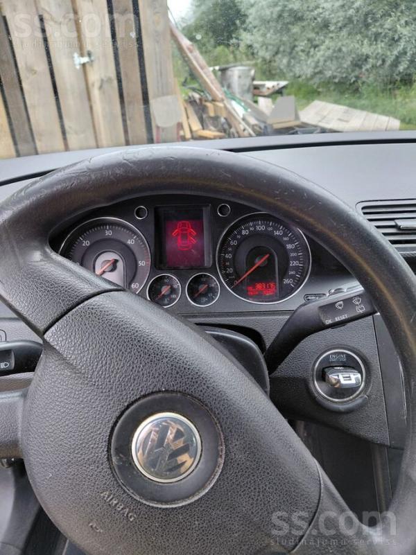 Grey Volkswagen Passat B6 2006 in Ludza, with an engine capacity of 2.00 L and mileage of 380 thousand km for 600 €, photo 4 on AUTOMOTO.COM.LV