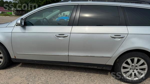 Pelēks Volkswagen Passat B6 2007 Valmiera, ar dzinēja tilpumu 2.00 L un nobraukumu 316 tūkst. km par 700 €, foto 2 vietnē AUTOMOTO.COM.LV
