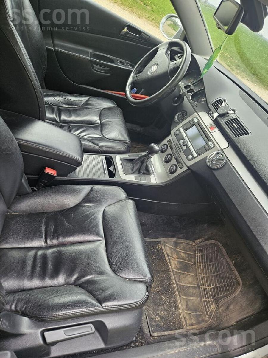 Grey Volkswagen Passat B6 2007 in Saldus, with an engine capacity of 1.90 L and mileage of 326 thousand km for 1500 €, photo 5 on AUTOMOTO.COM.LV