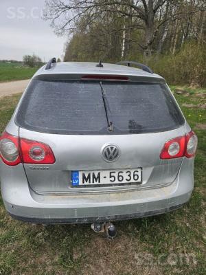 Grey Volkswagen Passat B6 2007 in Saldus, with an engine capacity of 1.90 L and mileage of 326 thousand km for 1500 €, photo 6 on AUTOMOTO.COM.LV