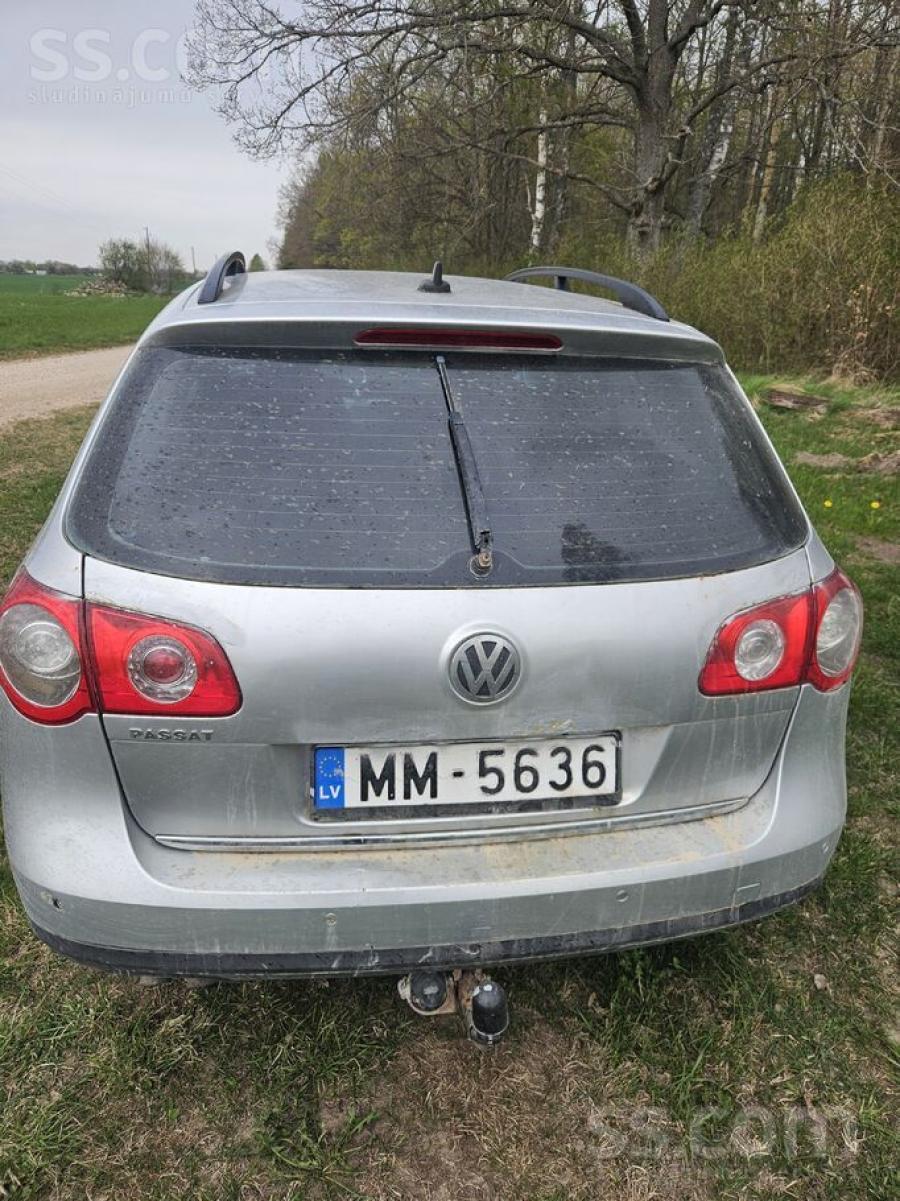 Grey Volkswagen Passat B6 2007 in Saldus, with an engine capacity of 1.90 L and mileage of 326 thousand km for 1500 €, photo 6 on AUTOMOTO.COM.LV