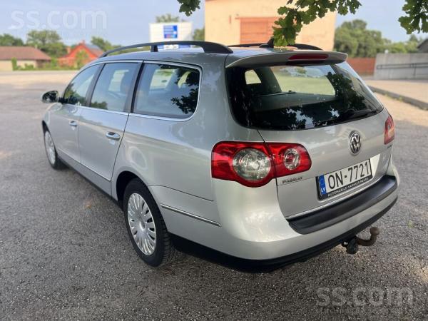 Grey Volkswagen Passat B6 2007 in Rezekne, with an engine capacity of 2.00 L and mileage of 313 thousand km for 3650 €, photo 6 on AUTOMOTO.COM.LV