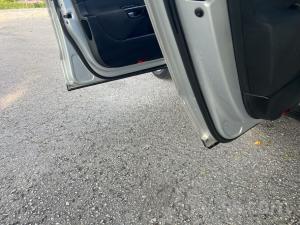 Pelēks Volkswagen Passat B6 2007 Rēzekne, ar dzinēja tilpumu 2.00 L un nobraukumu 313 tūkst. km par 3650 €, foto 11 vietnē AUTOMOTO.COM.LV