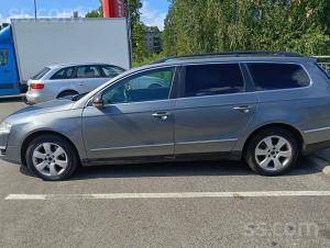 Pelēks Volkswagen Passat B6 2007 Rīga, ar dzinēja tilpumu 2.00 L un nobraukumu 358 tūkst. km par 1350 €, foto 10 vietnē AUTOMOTO.COM.LV