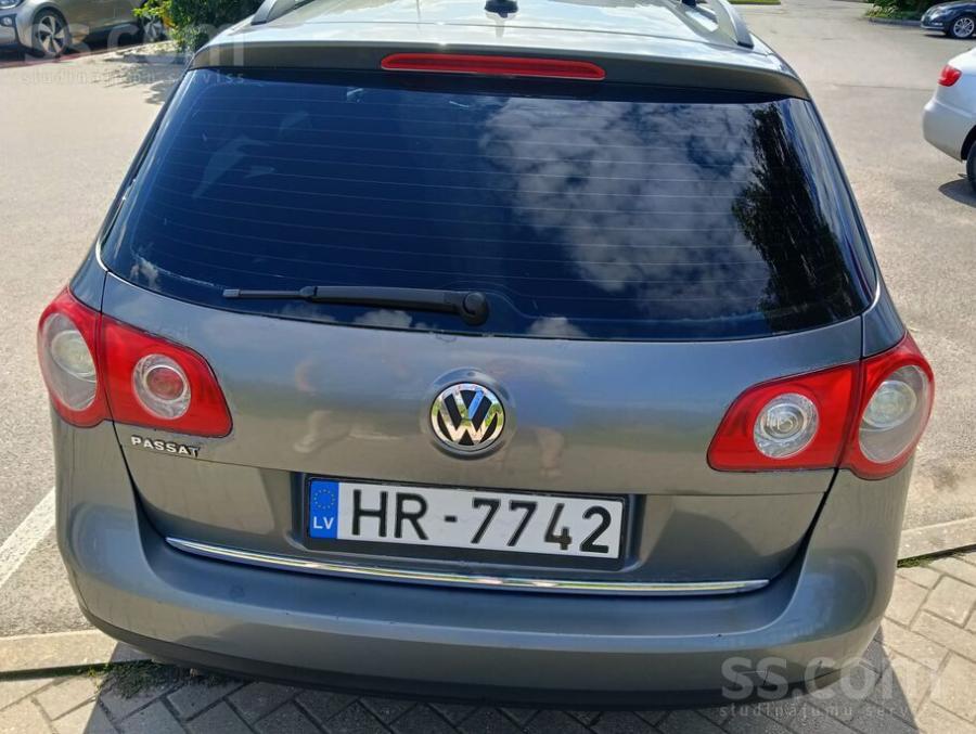 Pelēks Volkswagen Passat B6 2007 Rīga, ar dzinēja tilpumu 2.00 L un nobraukumu 358 tūkst. km par 1350 €, foto 8 vietnē AUTOMOTO.COM.LV