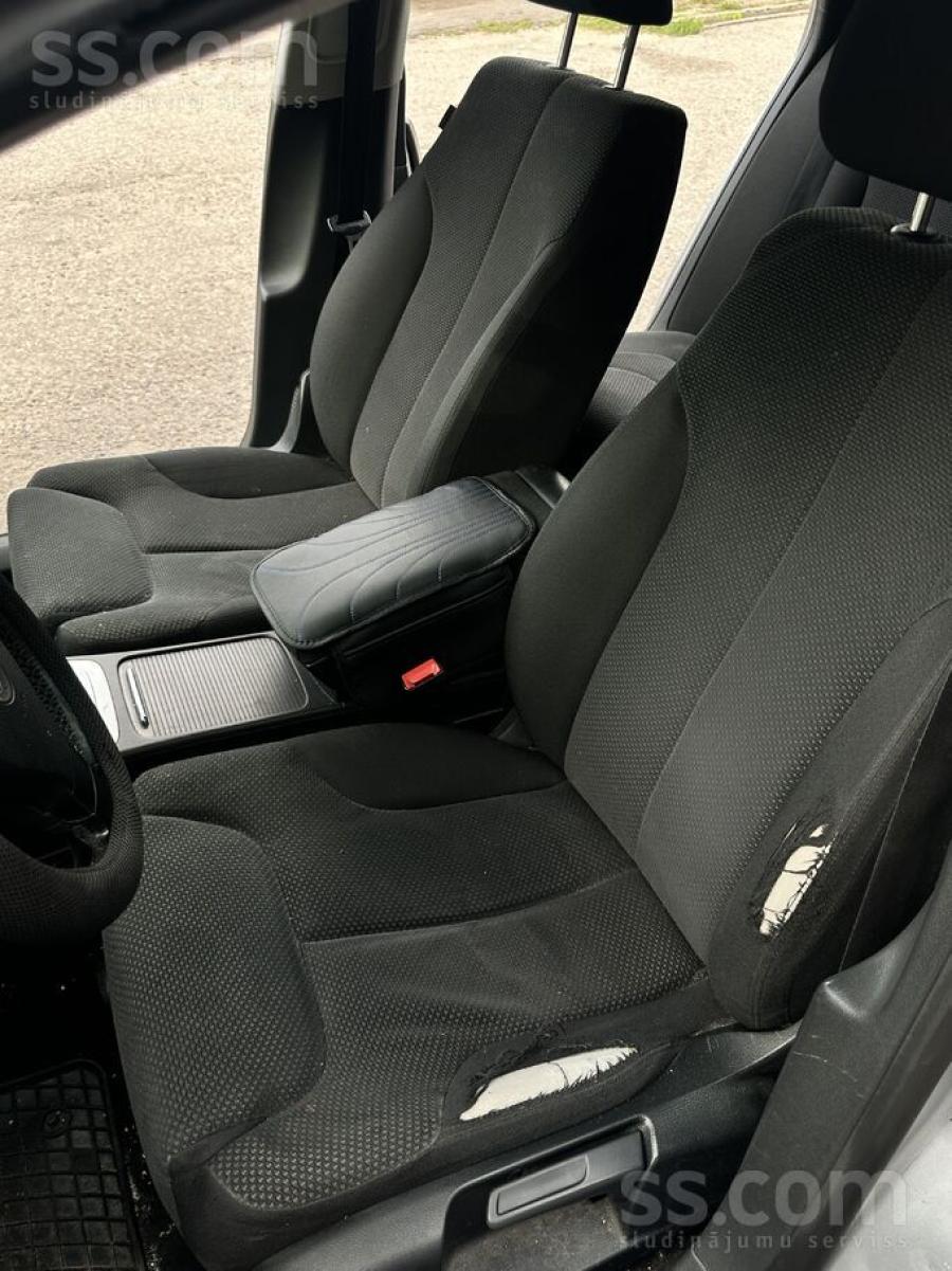 Pelēks Volkswagen Passat B6 2007 Rīga, ar dzinēja tilpumu 2.00 L un nobraukumu 0 tūkst. km par 1700 €, foto 12 vietnē AUTOMOTO.COM.LV
