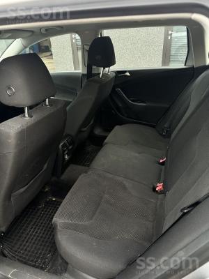 Pelēks Volkswagen Passat B6 2007 Rīga, ar dzinēja tilpumu 2.00 L un nobraukumu 0 tūkst. km par 1700 €, foto 15 vietnē AUTOMOTO.COM.LV