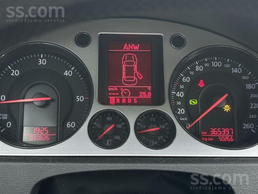 Pelēks Volkswagen Passat B6 2007 Rīga, ar dzinēja tilpumu 2.00 L un nobraukumu 0 tūkst. km par 1700 €, foto 18 vietnē AUTOMOTO.COM.LV
