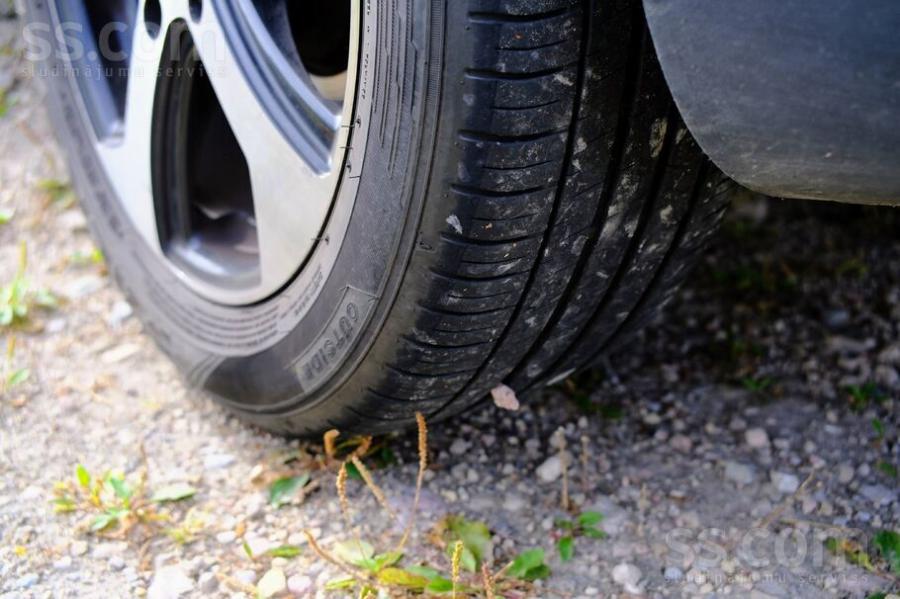 Серый Фольксваген Пассат Б6 2007 в Рига, объемом двигателя 2.00 л и пробегом 435 тыс. км за 2250 €, фото 15 на AUTOMOTO.COM.LV