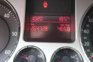 Pelēks Volkswagen Passat B6 2007 Liepāja, ar dzinēja tilpumu 1.90 L un nobraukumu 265 tūkst. km par 2350 €, foto 12 vietnē AUTOMOTO.COM.LV