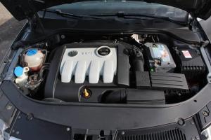 Pelēks Volkswagen Passat B6 2007 Liepāja, ar dzinēja tilpumu 1.90 L un nobraukumu 265 tūkst. km par 2350 €, foto 14 vietnē AUTOMOTO.COM.LV