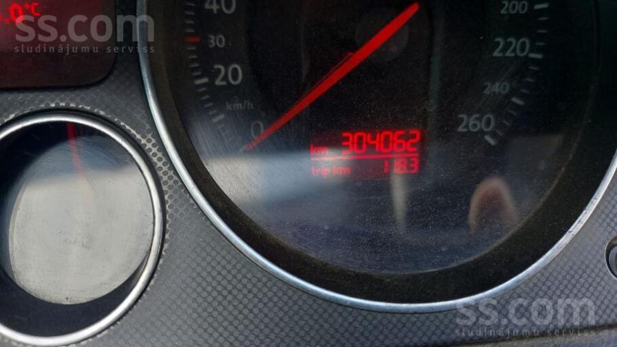 Grey Volkswagen Passat B6 2007 in Daugavpils, with an engine capacity of 2.00 L and mileage of 0 thousand km for 1450 €, photo 12 on AUTOMOTO.COM.LV