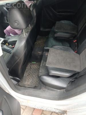 Pelēks Volkswagen Passat B6 2007 Dobele, ar dzinēja tilpumu 2.00 L un nobraukumu 386 tūkst. km par 350 €, foto 7 vietnē AUTOMOTO.COM.LV
