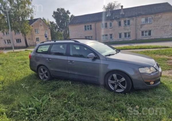 Pelēks Volkswagen Passat B6 2007 Daugavpils, ar dzinēja tilpumu 2.00 L un nobraukumu 305 tūkst. km par 1250 €, foto 4 vietnē AUTOMOTO.COM.LV
