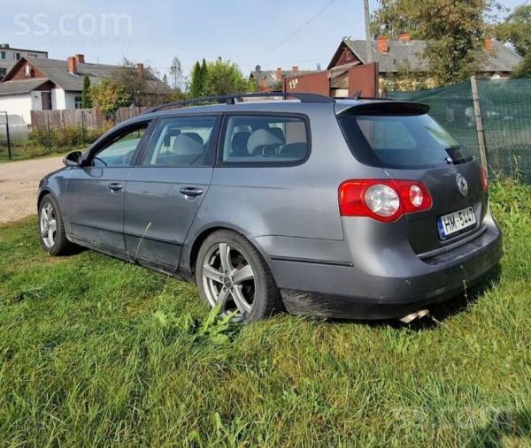 Pelēks Volkswagen Passat B6 2007 Daugavpils, ar dzinēja tilpumu 2.00 L un nobraukumu 305 tūkst. km par 1250 €, foto 6 vietnē AUTOMOTO.COM.LV