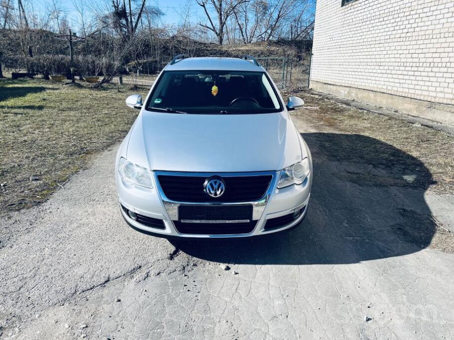 Pelēks Volkswagen Passat B6 2008 Daugavpils, ar dzinēja tilpumu 2.00 L un nobraukumu 268 tūkst. km par 2999 €, foto 7 vietnē AUTOMOTO.COM.LV