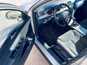 Pelēks Volkswagen Passat B6 2008 Daugavpils, ar dzinēja tilpumu 2.00 L un nobraukumu 268 tūkst. km par 2999 €, foto 13 vietnē AUTOMOTO.COM.LV