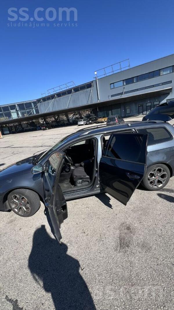 Pelēks Volkswagen Passat B6 2008 Rīga, ar dzinēja tilpumu 2.00 L un nobraukumu 328 tūkst. km par 2000 €, foto 7 vietnē AUTOMOTO.COM.LV