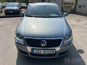 Grey Volkswagen Passat B6 2008 in Limbazi, with an engine capacity of 2.00 L and mileage of 230 thousand km for 4250 €, photo 2 on AUTOMOTO.COM.LV