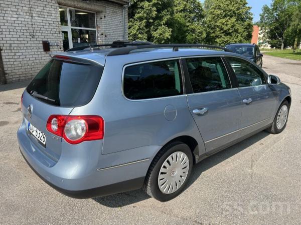 Grey Volkswagen Passat B6 2008 in Limbazi, with an engine capacity of 2.00 L and mileage of 230 thousand km for 4250 €, photo 4 on AUTOMOTO.COM.LV