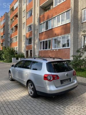 Pelēks Volkswagen Passat B6 2008 Rīga, ar dzinēja tilpumu 2.00 L un nobraukumu 258 tūkst. km par 2700 €, foto 3 vietnē AUTOMOTO.COM.LV
