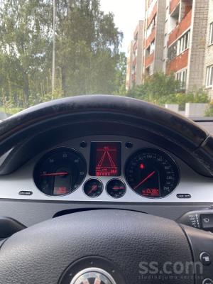 Pelēks Volkswagen Passat B6 2008 Rīga, ar dzinēja tilpumu 2.00 L un nobraukumu 258 tūkst. km par 2700 €, foto 5 vietnē AUTOMOTO.COM.LV