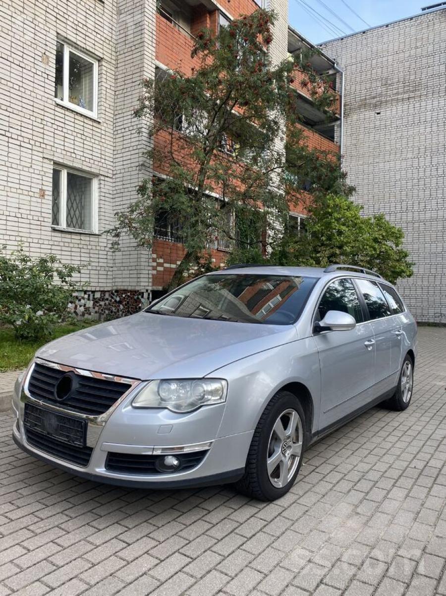Pelēks Volkswagen Passat B6 2008 Rīga, ar dzinēja tilpumu 2.00 L un nobraukumu 258 tūkst. km par 2700 €, foto 13 vietnē AUTOMOTO.COM.LV