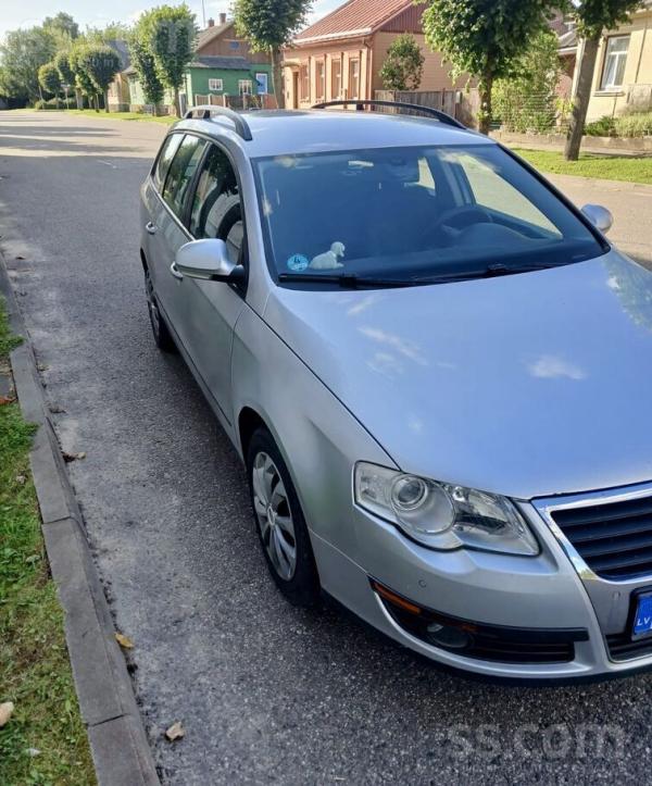 Pelēks Volkswagen Passat B6 2008 Krāslava, ar dzinēja tilpumu 2.00 L un nobraukumu 257 tūkst. km par 2100 €, foto 4 vietnē AUTOMOTO.COM.LV