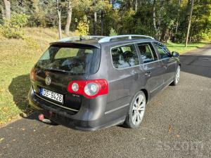 Pelēks Volkswagen Passat B6 2008 Rīga, ar dzinēja tilpumu 2.00 L un nobraukumu 368 tūkst. km par 2000 €, foto 4 vietnē AUTOMOTO.COM.LV