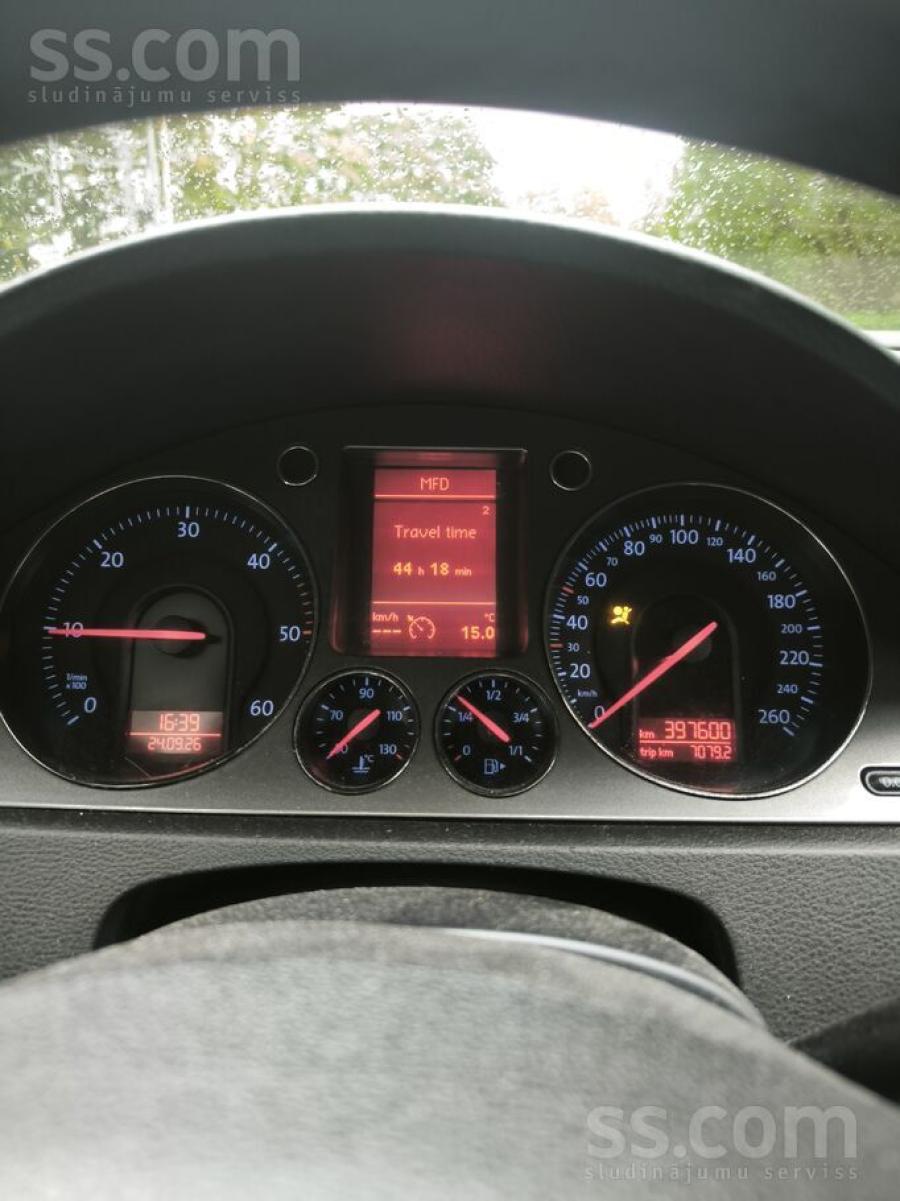 Grey Volkswagen Passat B6 2008 in Riga, with an engine capacity of 2.00 L and mileage of 398 thousand km for 850 €, photo 5 on AUTOMOTO.COM.LV
