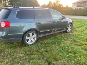 Pelēks Volkswagen Passat B6 2008 Rīga, ar dzinēja tilpumu 2.00 L un nobraukumu 524 tūkst. km par 450 €, foto 9 vietnē AUTOMOTO.COM.LV