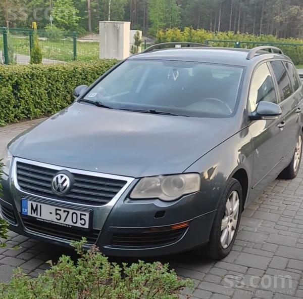 Pelēks Volkswagen Passat B6 2009 Rīga, ar dzinēja tilpumu 1.90 L un nobraukumu 400 tūkst. km par 1200 €, foto 1 vietnē AUTOMOTO.COM.LV