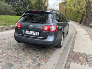 Pelēks Volkswagen Passat B6 2009 Kuldīga, ar dzinēja tilpumu 2.00 L un nobraukumu 362 tūkst. km par 2190 €, foto 4 vietnē AUTOMOTO.COM.LV