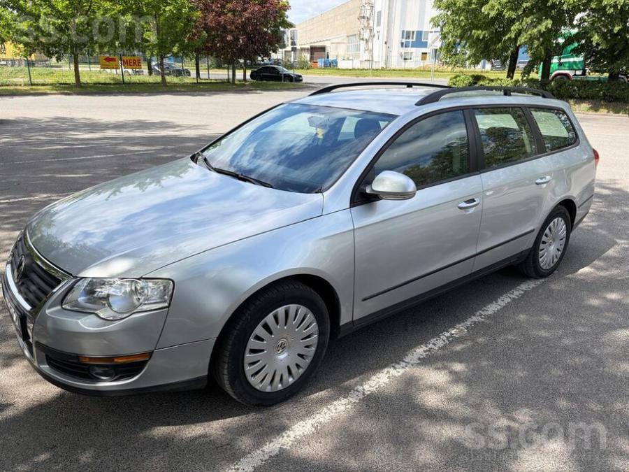 Pelēks Volkswagen Passat B6 2009 Rīga, ar dzinēja tilpumu 1.40 L un nobraukumu 99 tūkst. km par 2400 €, foto 1 vietnē AUTOMOTO.COM.LV