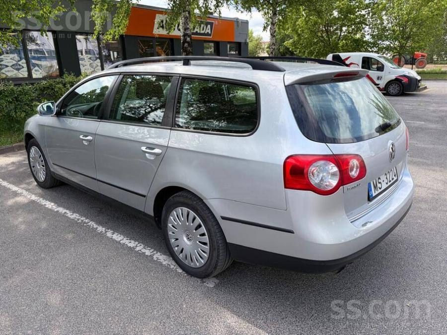 Pelēks Volkswagen Passat B6 2009 Rīga, ar dzinēja tilpumu 1.40 L un nobraukumu 99 tūkst. km par 2400 €, foto 3 vietnē AUTOMOTO.COM.LV