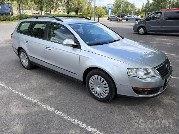 Pelēks Volkswagen Passat B6 2009 Rīga, ar dzinēja tilpumu 1.40 L un nobraukumu 99 tūkst. km par 2400 €, foto 3 vietnē AUTOMOTO.COM.LV