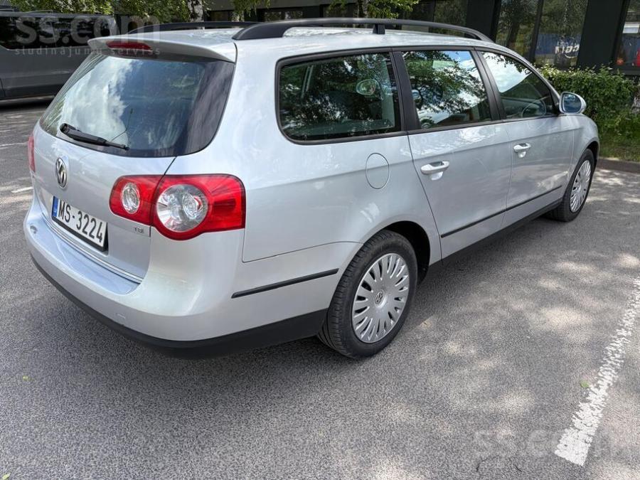 Pelēks Volkswagen Passat B6 2009 Rīga, ar dzinēja tilpumu 1.40 L un nobraukumu 99 tūkst. km par 2400 €, foto 5 vietnē AUTOMOTO.COM.LV