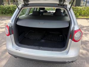 Pelēks Volkswagen Passat B6 2009 Rīga, ar dzinēja tilpumu 1.40 L un nobraukumu 99 tūkst. km par 2400 €, foto 7 vietnē AUTOMOTO.COM.LV