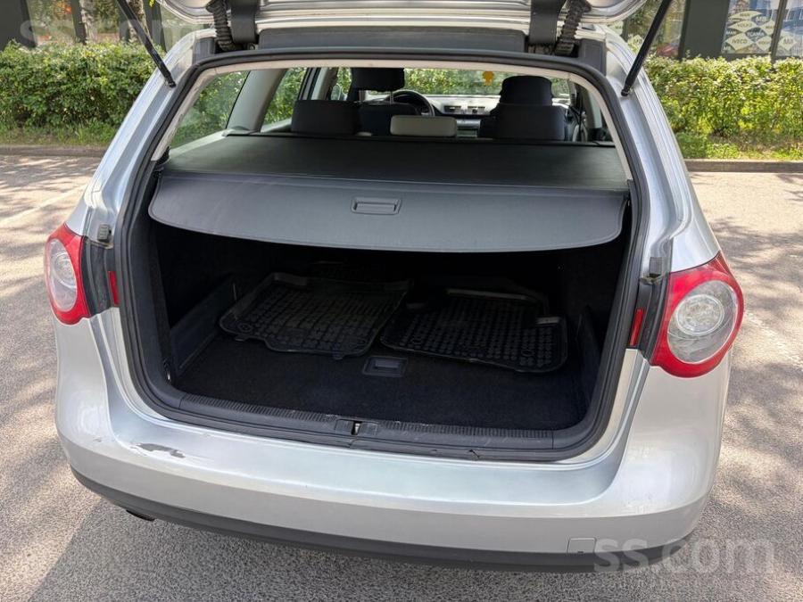 Pelēks Volkswagen Passat B6 2009 Rīga, ar dzinēja tilpumu 1.40 L un nobraukumu 99 tūkst. km par 2400 €, foto 7 vietnē AUTOMOTO.COM.LV