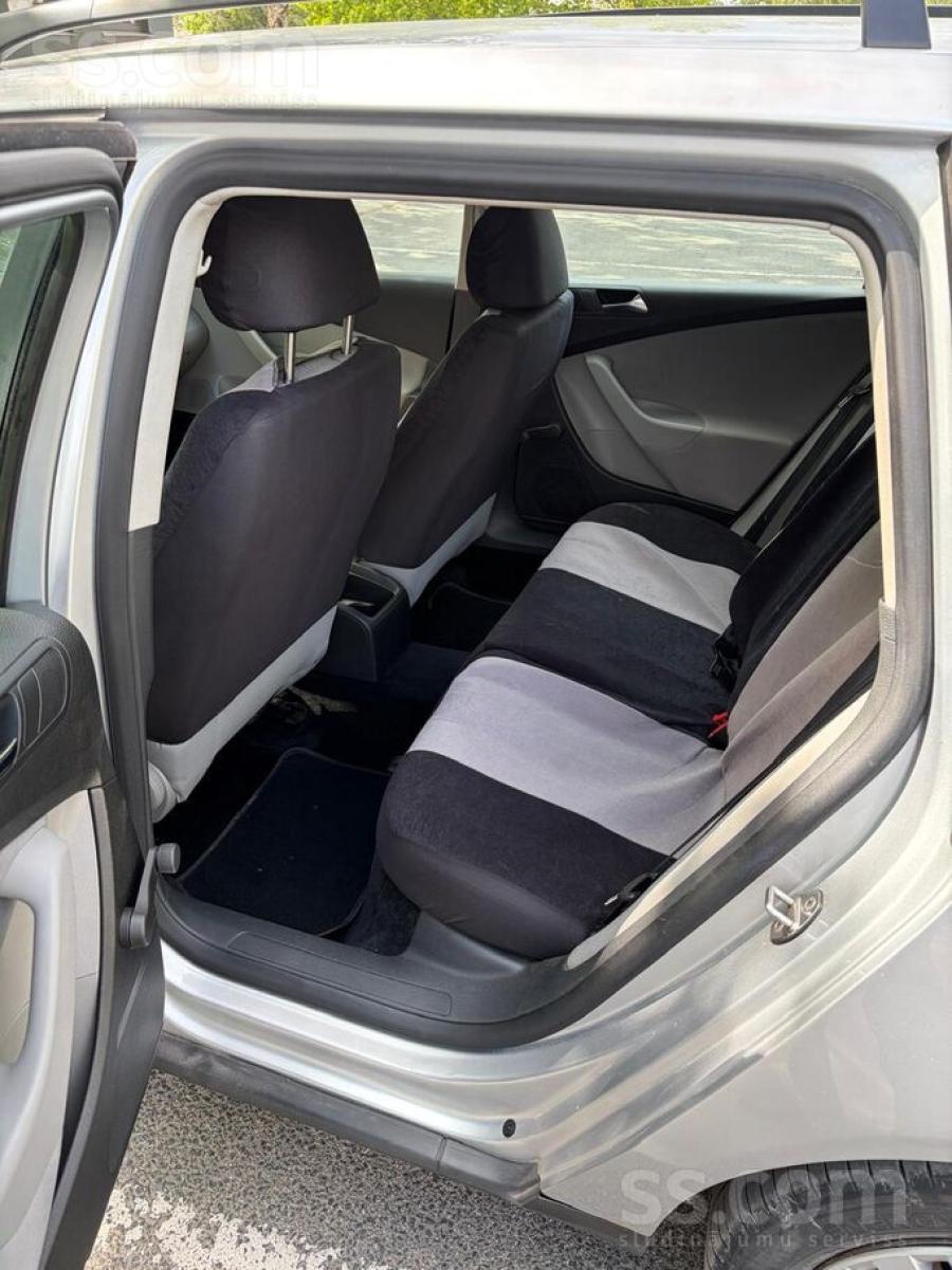 Pelēks Volkswagen Passat B6 2009 Rīga, ar dzinēja tilpumu 1.40 L un nobraukumu 99 tūkst. km par 2400 €, foto 8 vietnē AUTOMOTO.COM.LV