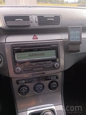 Pelēks Volkswagen Passat B6 2009 Rīga, ar dzinēja tilpumu 2.00 L un nobraukumu 356 tūkst. km par 800 €, foto 3 vietnē AUTOMOTO.COM.LV