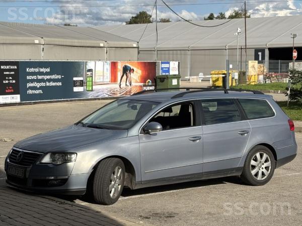Grey Volkswagen Passat B6 2009 in Riga, with an engine capacity of 2.00 L and mileage of 404 thousand km for 2100 €, photo 3 on AUTOMOTO.COM.LV