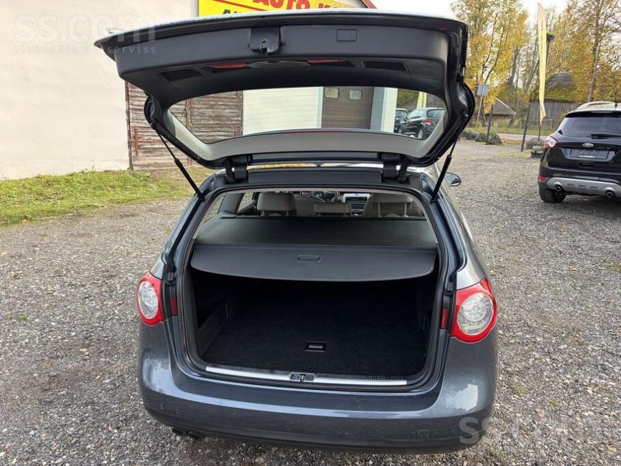 Pelēks Volkswagen Passat B6 2009 Limbaži, ar dzinēja tilpumu 2.00 L un nobraukumu 289 tūkst. km par 4250 €, foto 10 vietnē AUTOMOTO.COM.LV