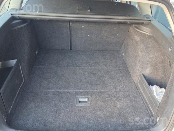 Volkswagen Passat B6 2009 Rīga vietnē Pelēks Volkswagen Passat B6 2009 Rīga, ar dzinēja tilpumu 2.00 L un nobraukumu 285 tūkst. km par 1100 €, foto 10 vietnē AUTOMOTO.COM.LV