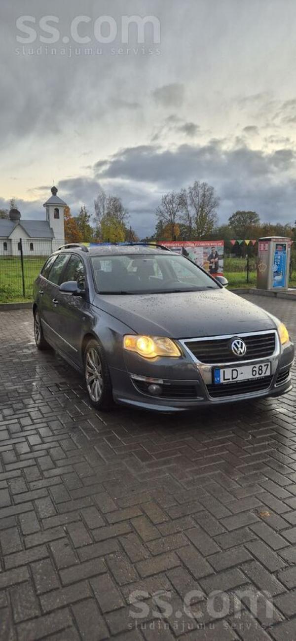 Grey Volkswagen Passat B6 2010 in Rezekne, with an engine capacity of 2.00 L and mileage of 290 thousand km for 2650 €, photo 4 on AUTOMOTO.COM.LV