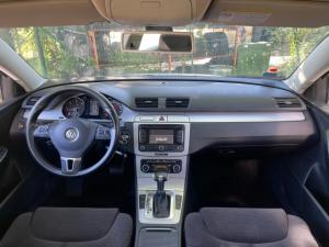 Pelēks Volkswagen Passat B6 2010 Rīga, ar dzinēja tilpumu 2.00 L un nobraukumu 0 tūkst. km par 3200 €, foto 7 vietnē AUTOMOTO.COM.LV