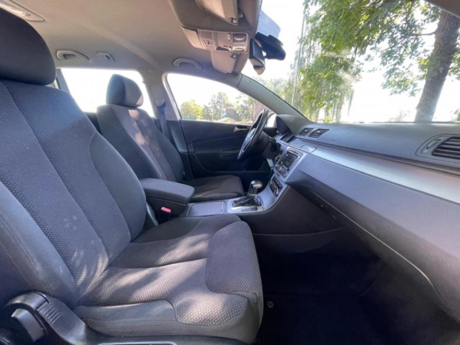 Pelēks Volkswagen Passat B6 2010 Rīga, ar dzinēja tilpumu 2.00 L un nobraukumu 0 tūkst. km par 3200 €, foto 9 vietnē AUTOMOTO.COM.LV