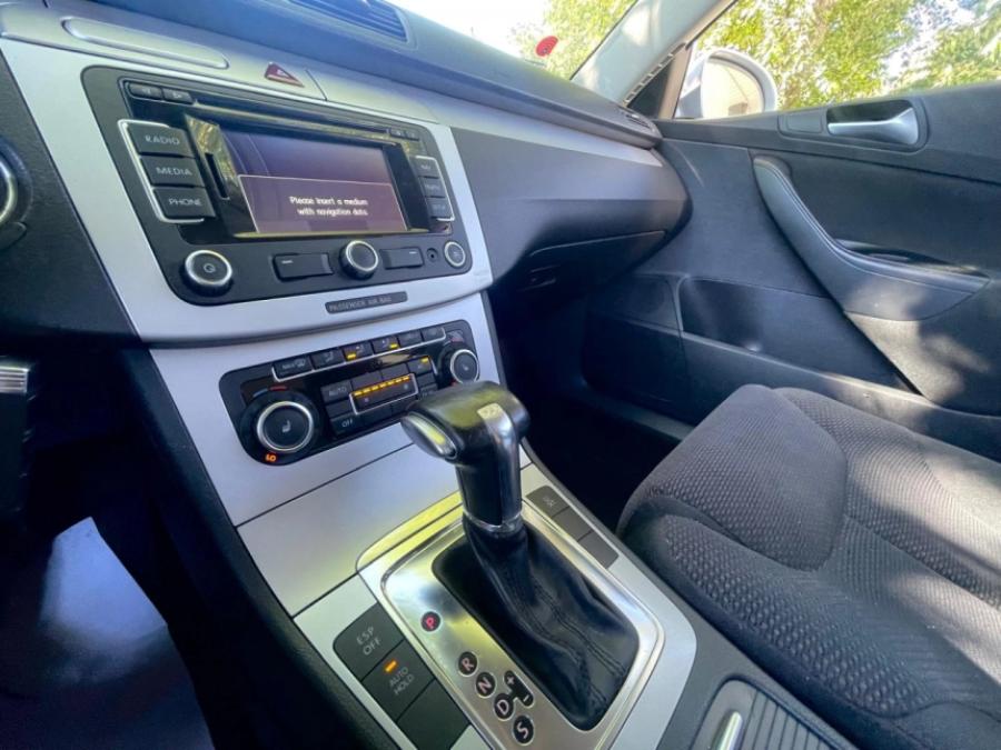 Pelēks Volkswagen Passat B6 2010 Rīga, ar dzinēja tilpumu 2.00 L un nobraukumu 0 tūkst. km par 3200 €, foto 11 vietnē AUTOMOTO.COM.LV