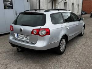 Pelēks Volkswagen Passat B6 2010 Daugavpils, ar dzinēja tilpumu 2.00 L un nobraukumu 317 tūkst. km par 2350 €, foto 7 vietnē AUTOMOTO.COM.LV