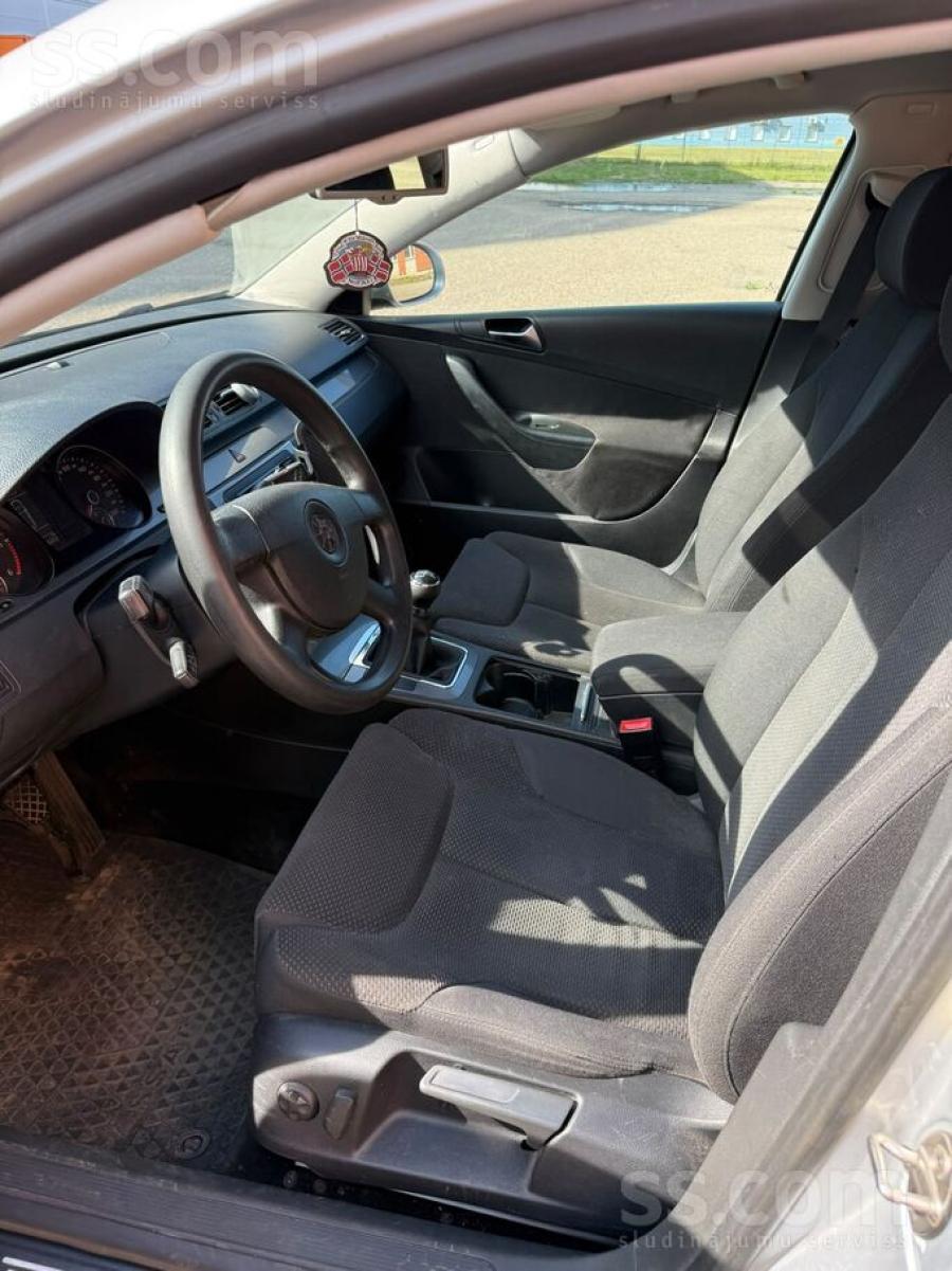 Pelēks Volkswagen Passat B6 2010 Rīga, ar dzinēja tilpumu 2.00 L un nobraukumu 405 tūkst. km par 1650 €, foto 9 vietnē AUTOMOTO.COM.LV